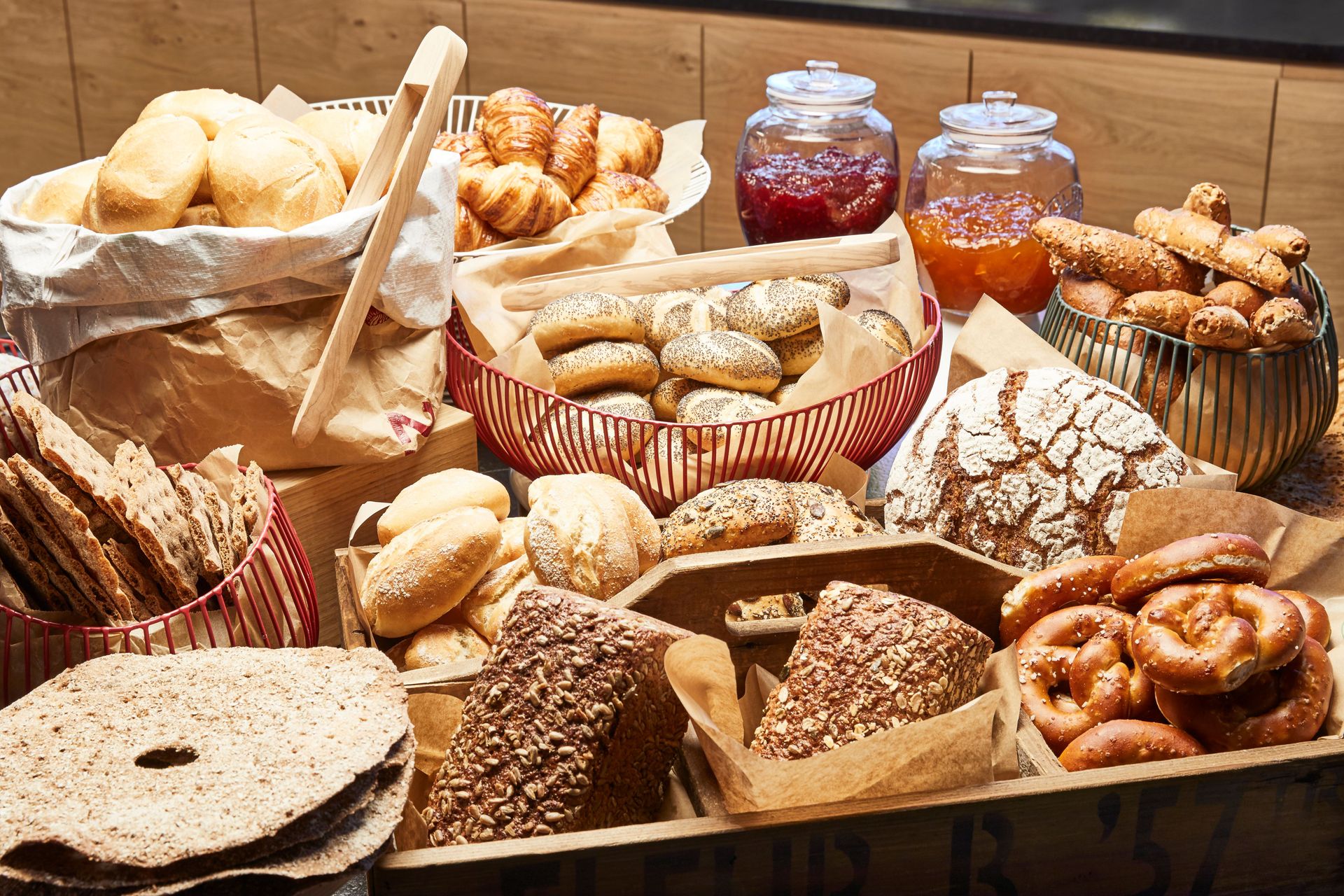 H Rewards - Book Hotels worldwide